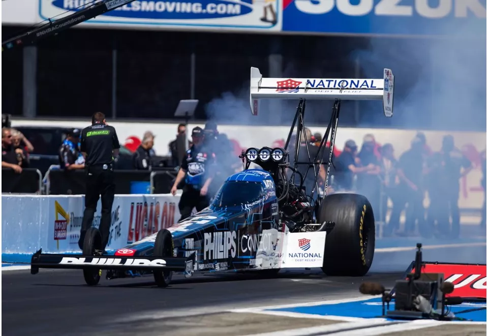 Justin Ashley continues strong start, claims second straight win