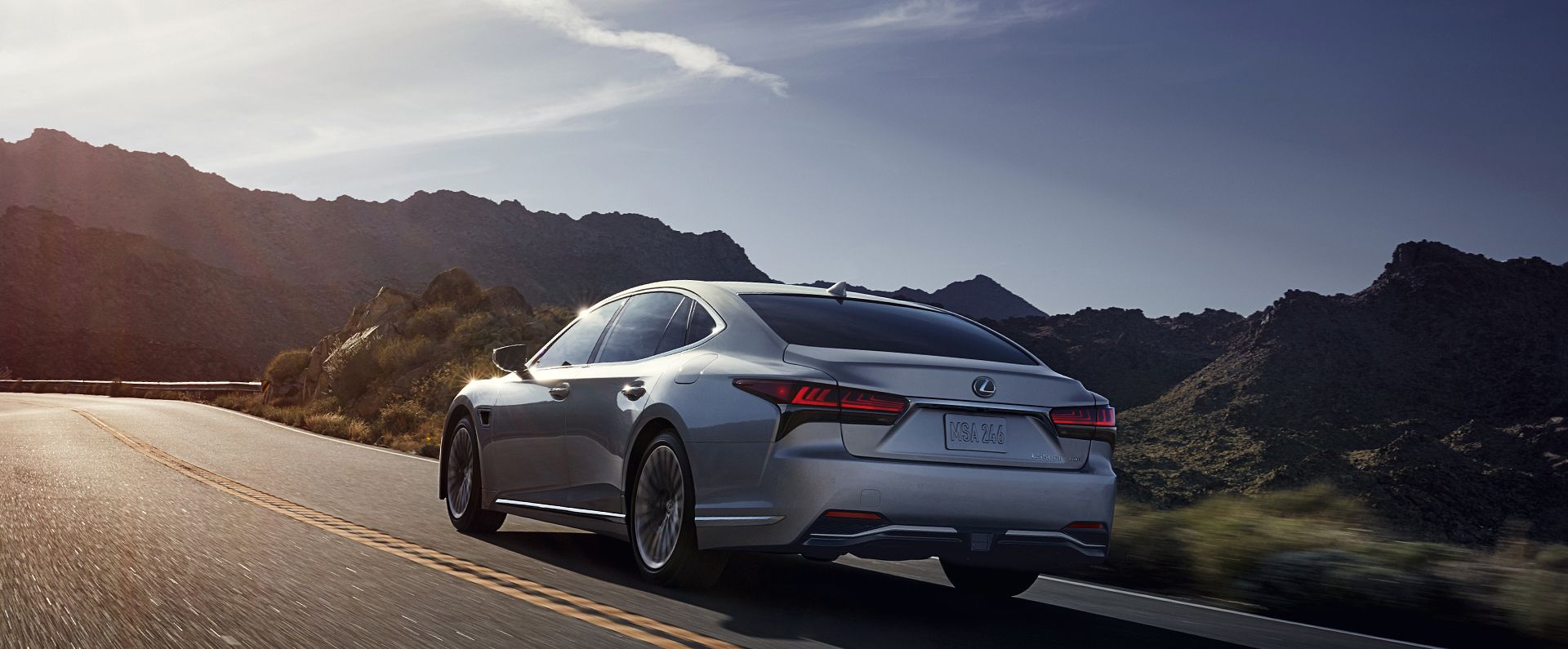2025 Lexus LS Hybrid – Luxury Sedan | Lexus.com