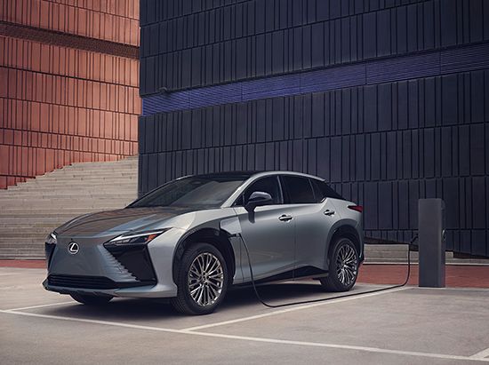 2024 Lexus RZ - Luxury Electric SUV | Lexus.com